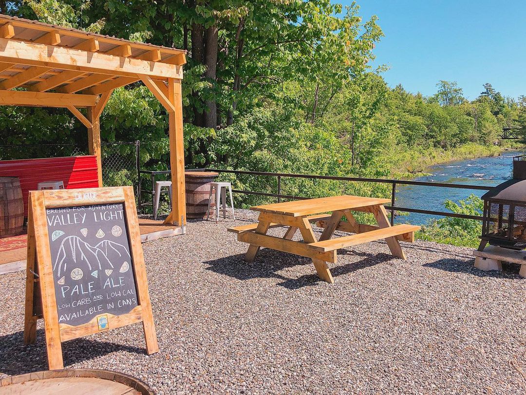 The Best Restaurants near Calabogie (+ What To Try) - Somewhere Inn